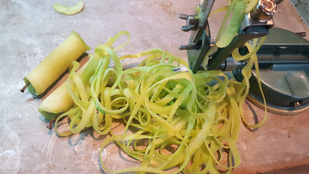 Fried Apples ‘n Onions (inspired by Farmer Boy) « Eliot's Eats